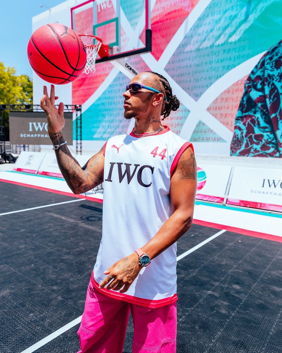 Sir Lewis Hamilton Updates on Twitter: Sir Lewis Hamilton Updates on Twitter: