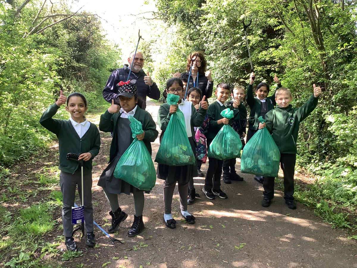 Welcome to Eton Park Junior School