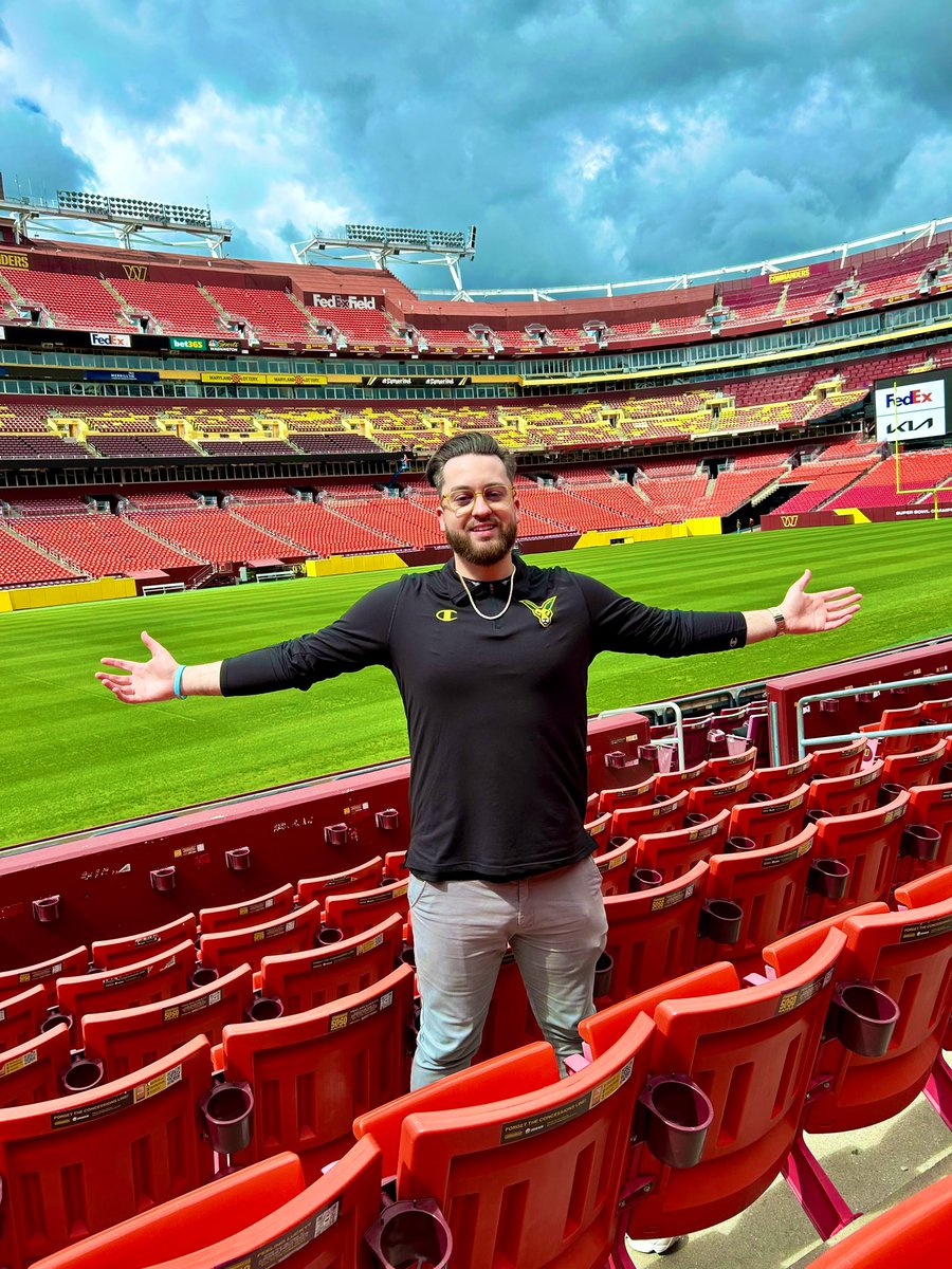 Mitchell Franklin 🦘 on Twitter: "Officially a @Commanders Season Ticket Holder 🎟️ 5th row from ...