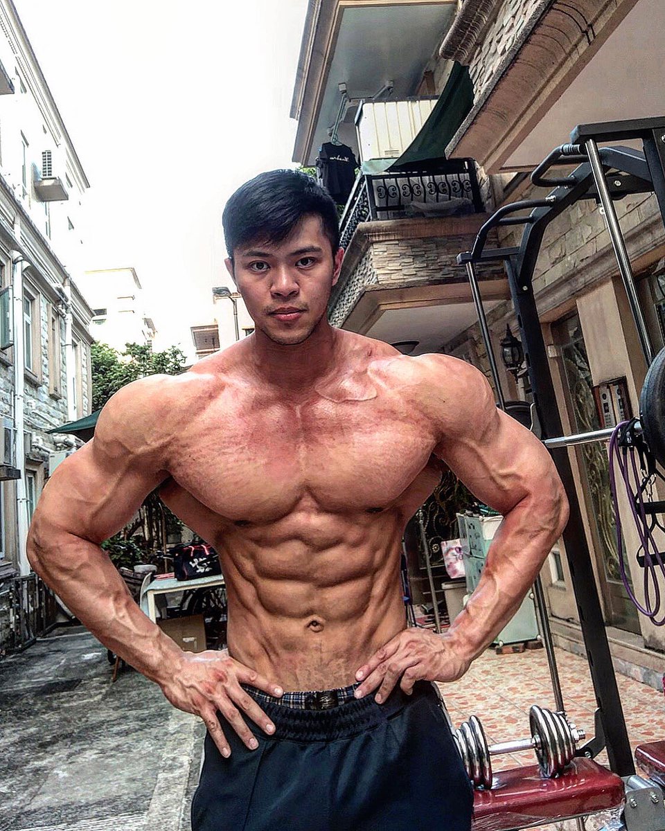 BotHFdamHaNoi on Twitter: "Anh zai châu Á 190cm body đã quá Bụng bé tí thế kia là con cu chà bá ...