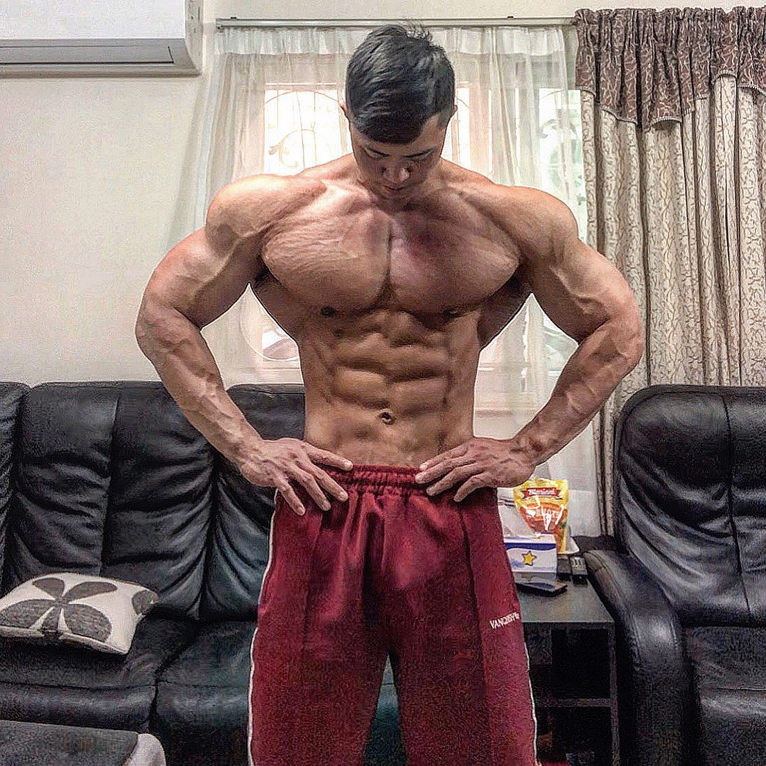 BotHFdamHaNoi on Twitter: "Anh zai châu Á 190cm body đã quá Bụng bé tí thế kia là con cu chà bá ...