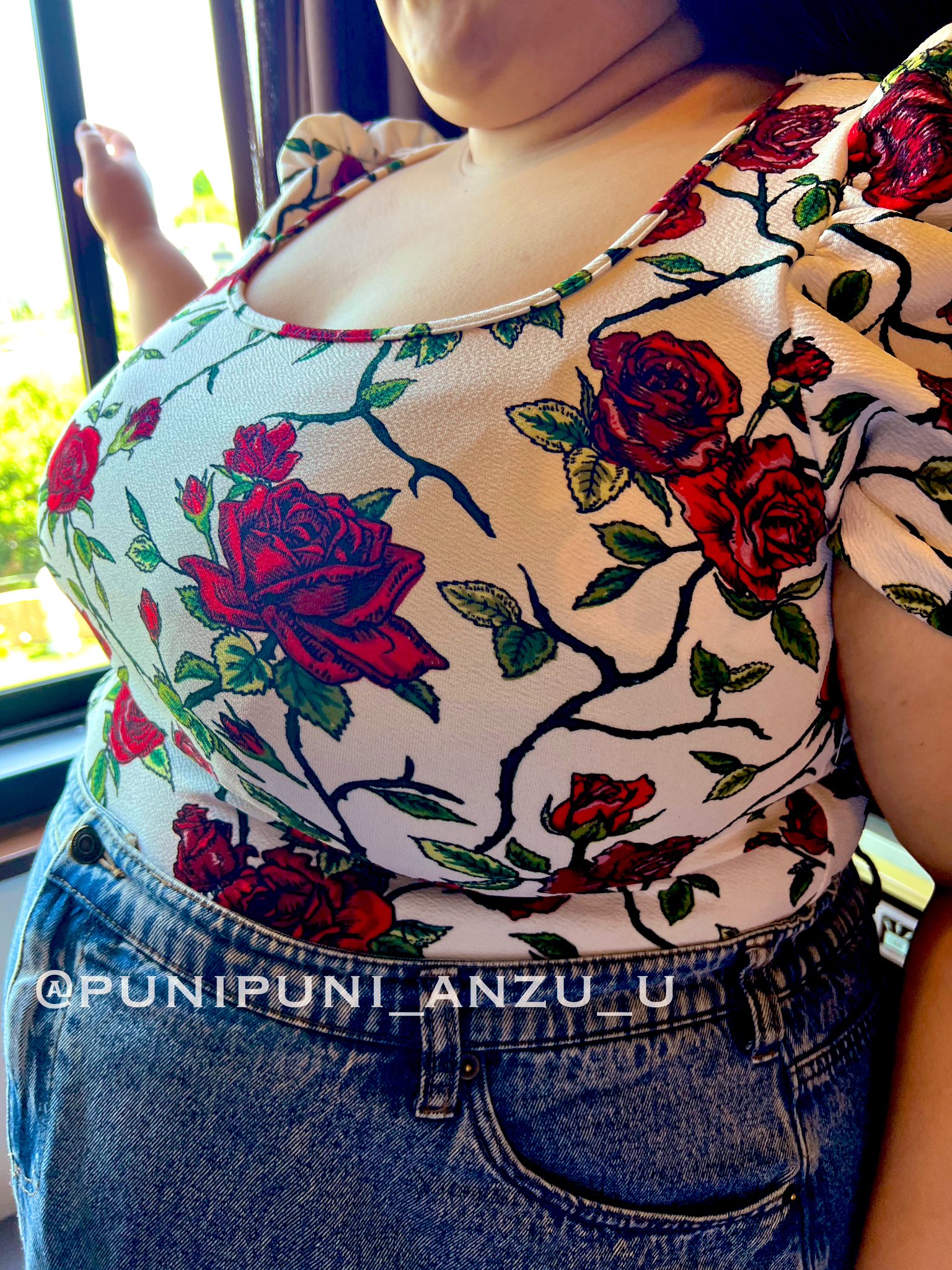 あんず🐳三桁🐳150kgꪔ̤̻🐳 on Twitter: "今日はおっぱいぶりんぶりんな服でおでかけ🐳 https://t.co/bPhsHed4ns" / Twitter