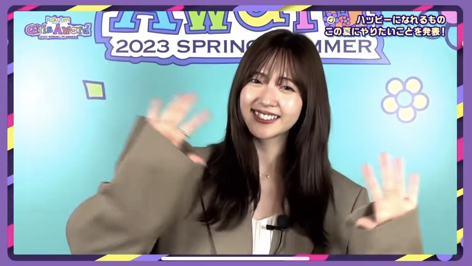 鈴木愛理情報局・Airi Suzuki Online【非公式】 on Twitter: "Airi on the runway for dazzlin by Oricon 【ガルアワ ...