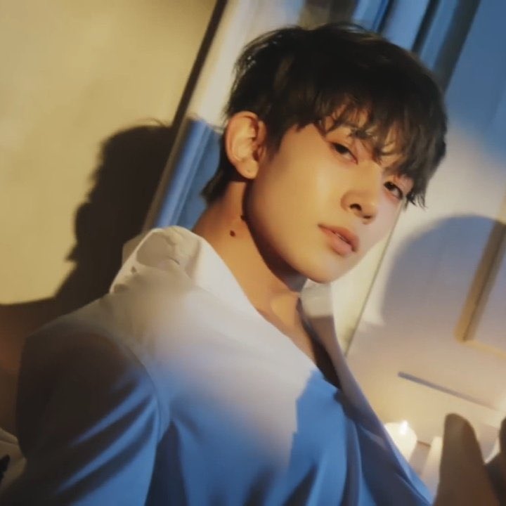 ENHYPEN HEESEUNG FANBASE on Twitter: "We can’t move on from this 😭 #HEESEUNG is a masterpiece ...