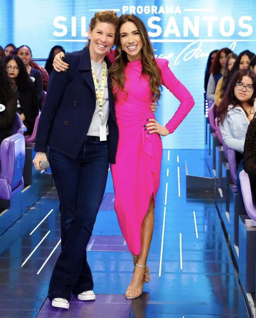 Brasil Scenes on Twitter: "📰 Daniela Beyruti tem um novo projeto para o SBT e apresentou-o em ...