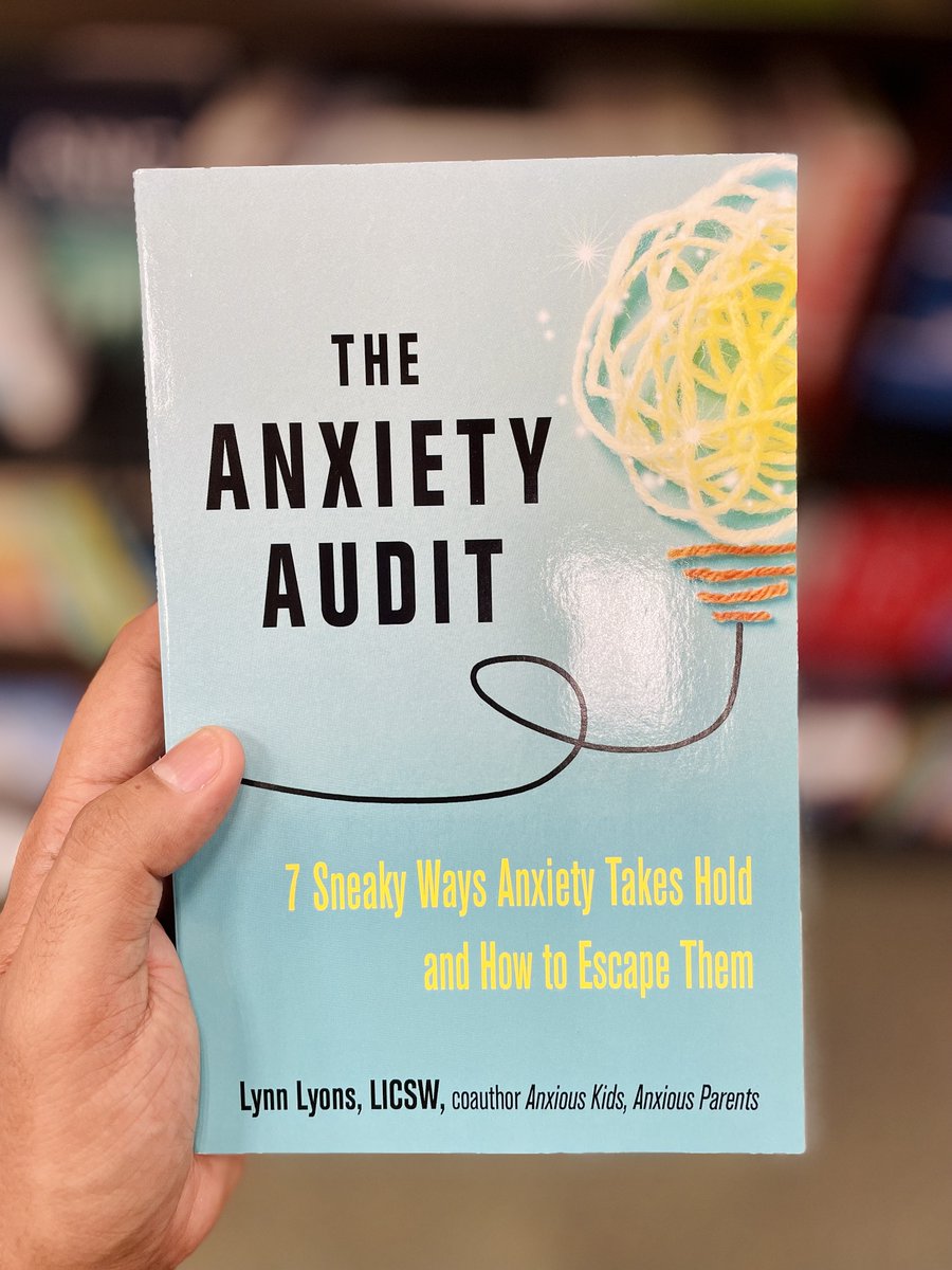 8 books that will help overcoming your Anxiety 🧵 1) Unwinding Anxiety ...