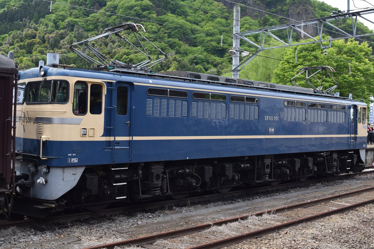 ろくいち on Twitter: "昨日のELレトロぐんま横川の牽引機・EF65 501。 今年で58年経つ長生き機関車なんだな…"