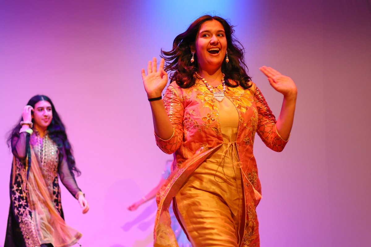 Welcome to Sir Henry Floyd Grammar School