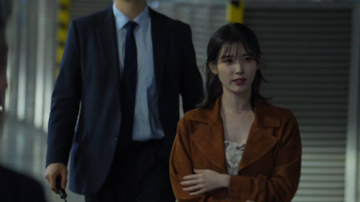 4K_아이유 on Twitter: "드림 개봉주차무대인사 0429 CGV 용산아이파크몰 퇴근 프리뷰3"