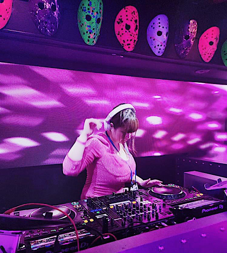 Kカップの犬井ゆき（DJ WANWAN）@5/2 六本木V2 on Twitter: "DJ🎧"