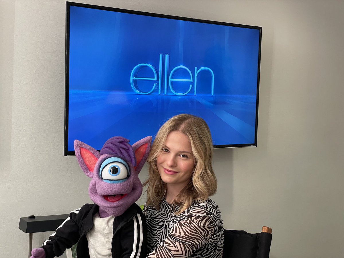 Darci Lynne on Twitter: "thinking back to some of these "pinch me" moments lately 🥹 #ellen # ...