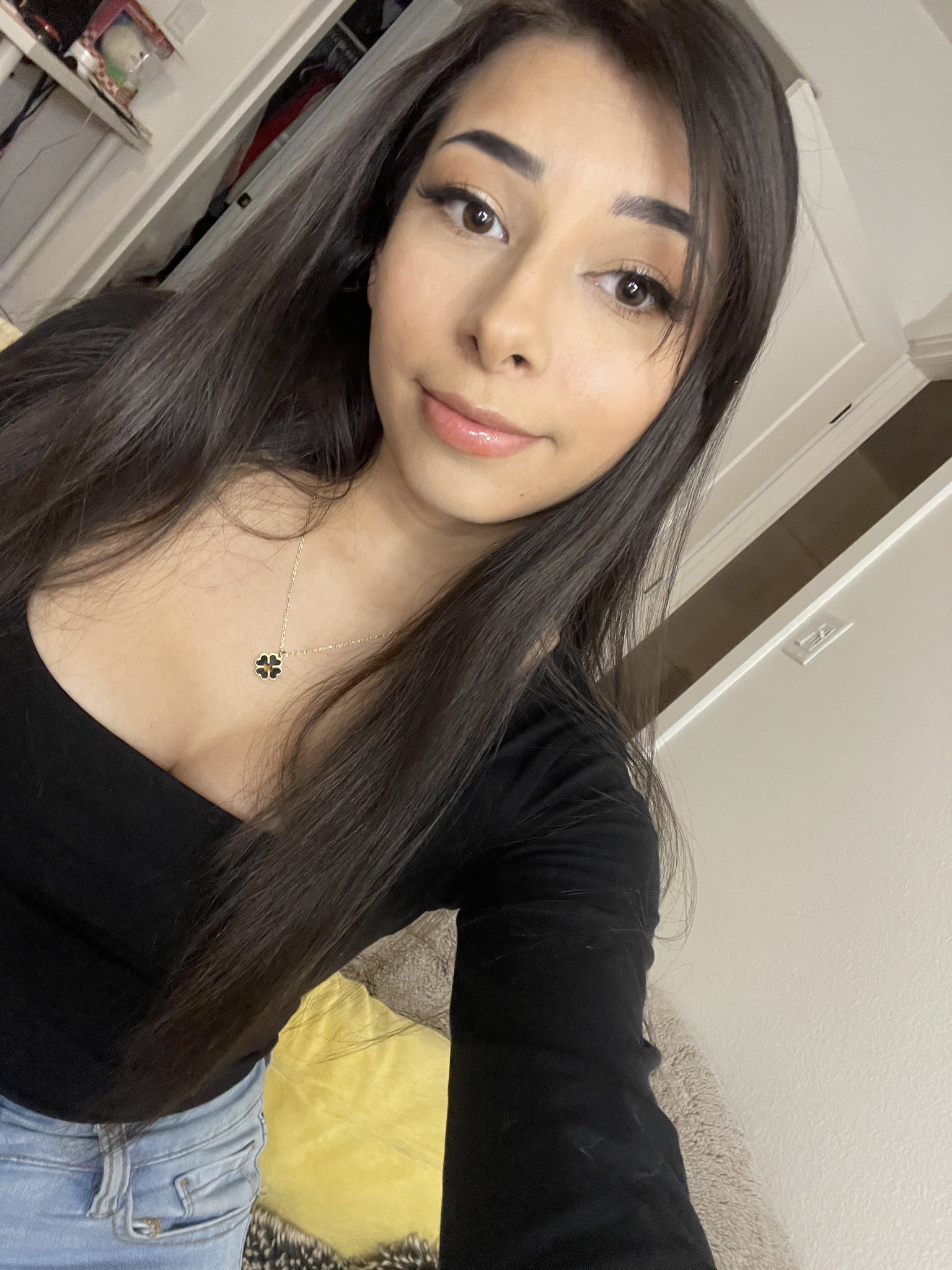 Ari ♡ on Twitter: "G’mornin☀️ https://t.co/iQF3jfeGR0" / Twitter