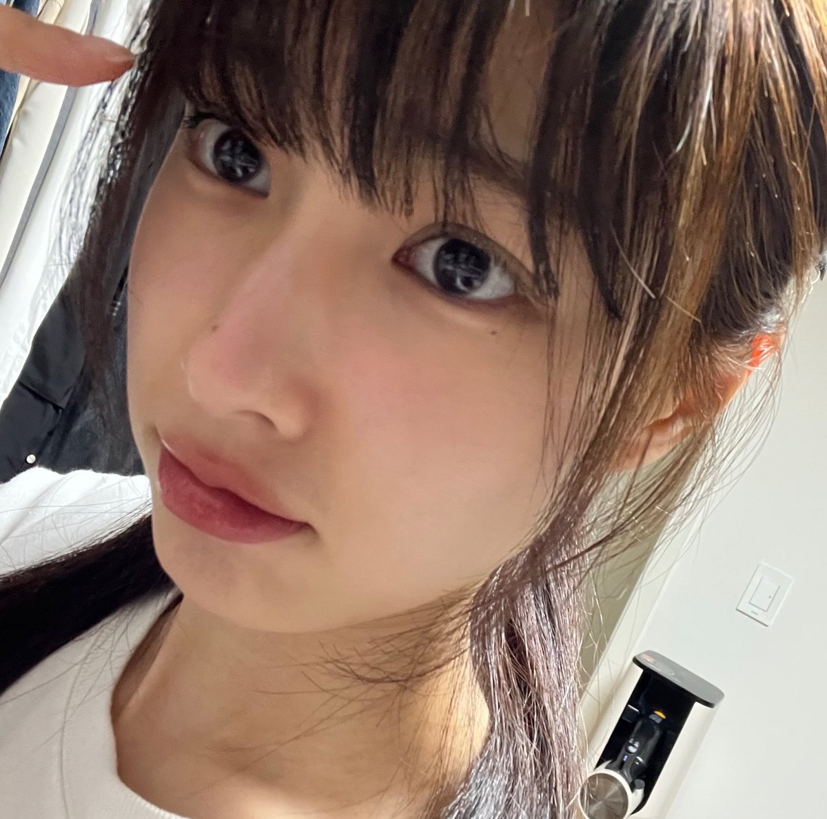 hyewon pics ☁️ on Twitter: "bubble update"