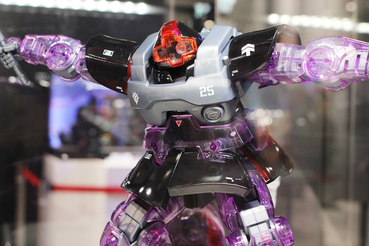 HOBBY Watch on Twitter: "【ガンダムベース撮り下ろし】「MG 1/100 ガンダムベース限定 ドム[クリアカラー]」発売！ クリアパープルの美しい透け具合に注目 ...