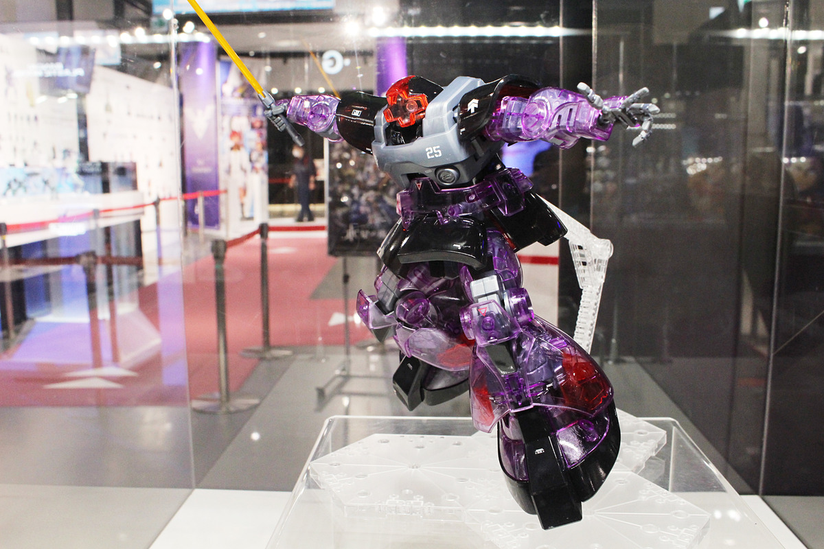 HOBBY Watch on Twitter: "【ガンダムベース撮り下ろし】「MG 1/100 ガンダムベース限定 ドム[クリアカラー]」発売！ クリアパープルの美しい透け具合に注目 ...