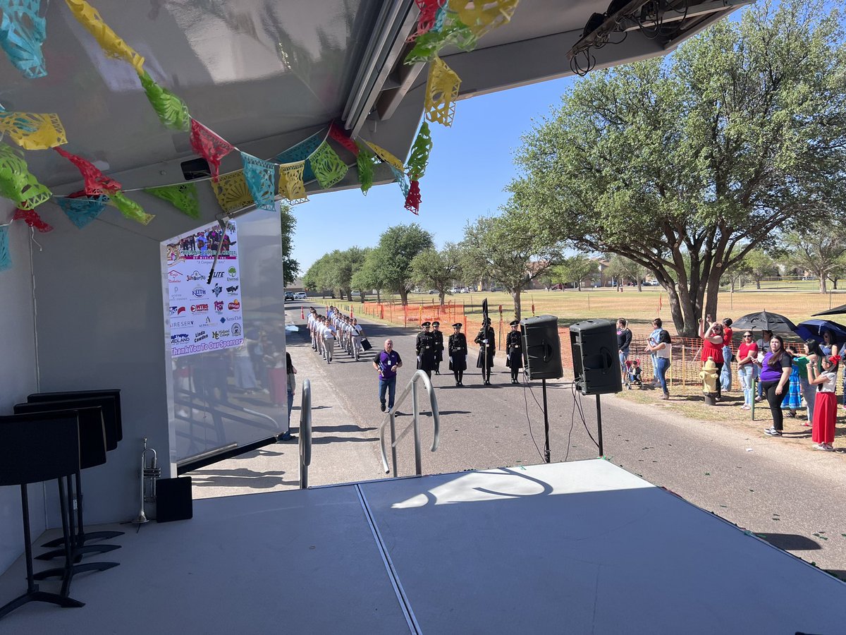 Ozzy Mora | News Anchor on Twitter: "Love the energy this morning. Thank you HCCM for having me ...