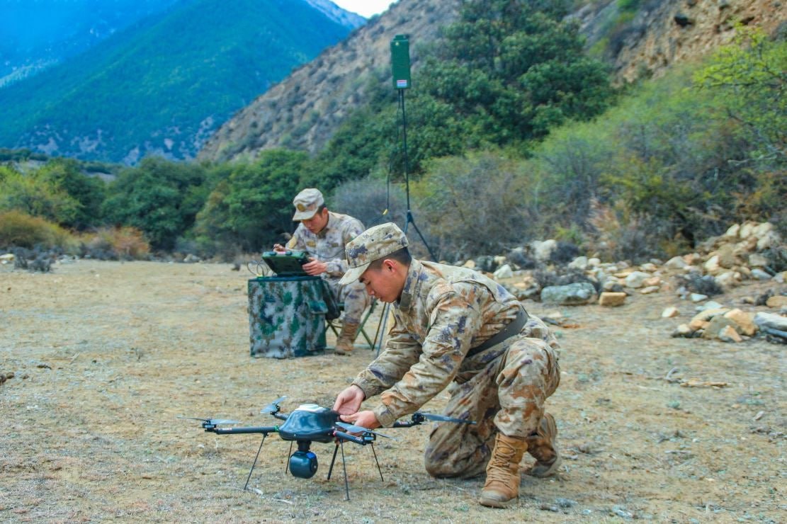 Jesus Roman on Twitter: "2/2 A 🇨🇳PLA 75th Group Army Brigade organized UAV training with CH-902 ...