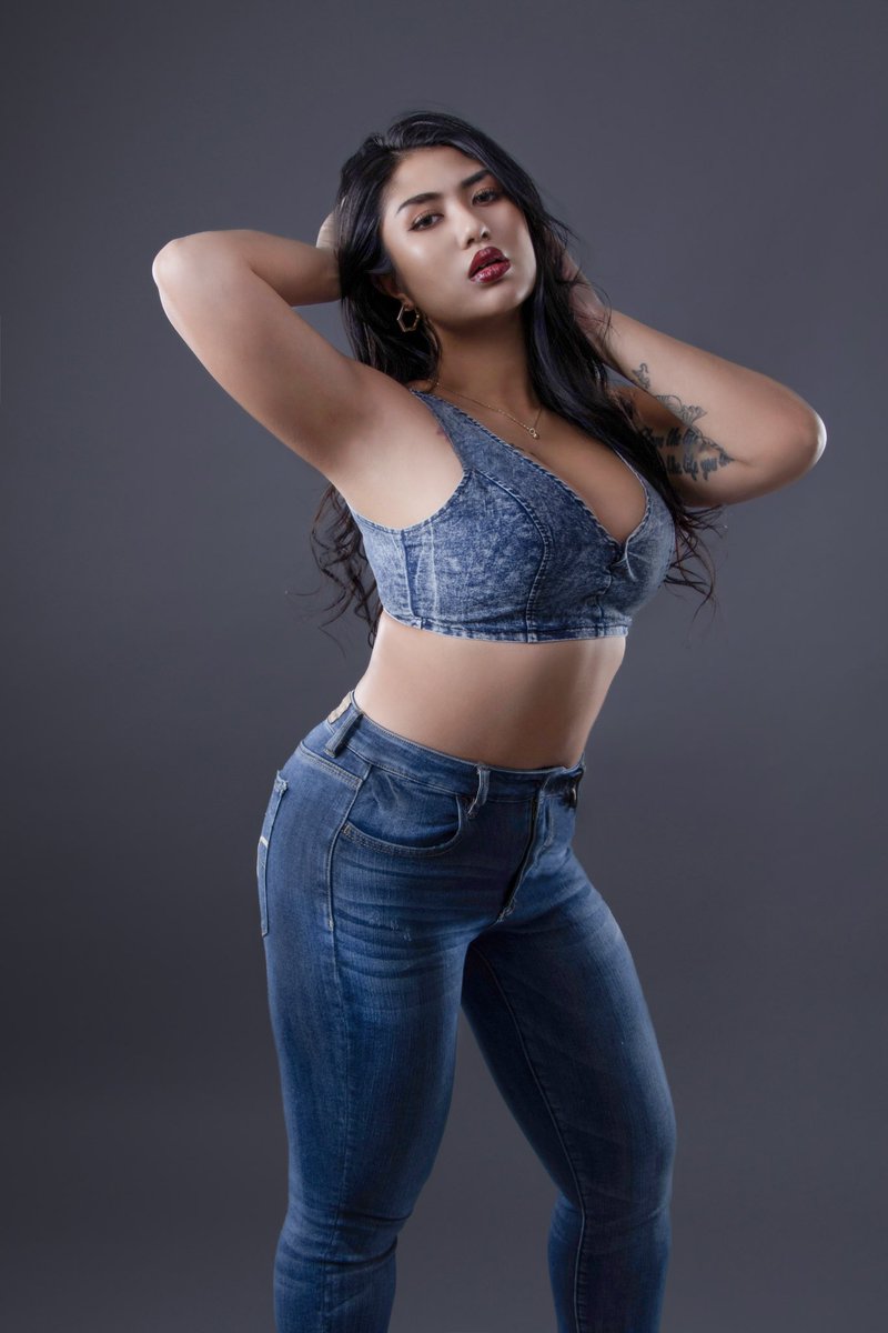 Henny K on Twitter: "みんなどのHennyが1番好き？🙈"