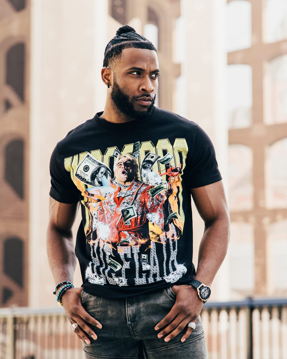 DTLR on Twitter: "Go-To Graphic Tees 🛒: https://bit.ly/3n5kxI6"