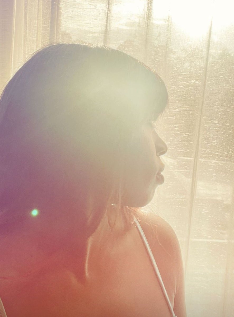 sameeha on Twitter: "RT @venusgloww: LOOK AT HER 💚"