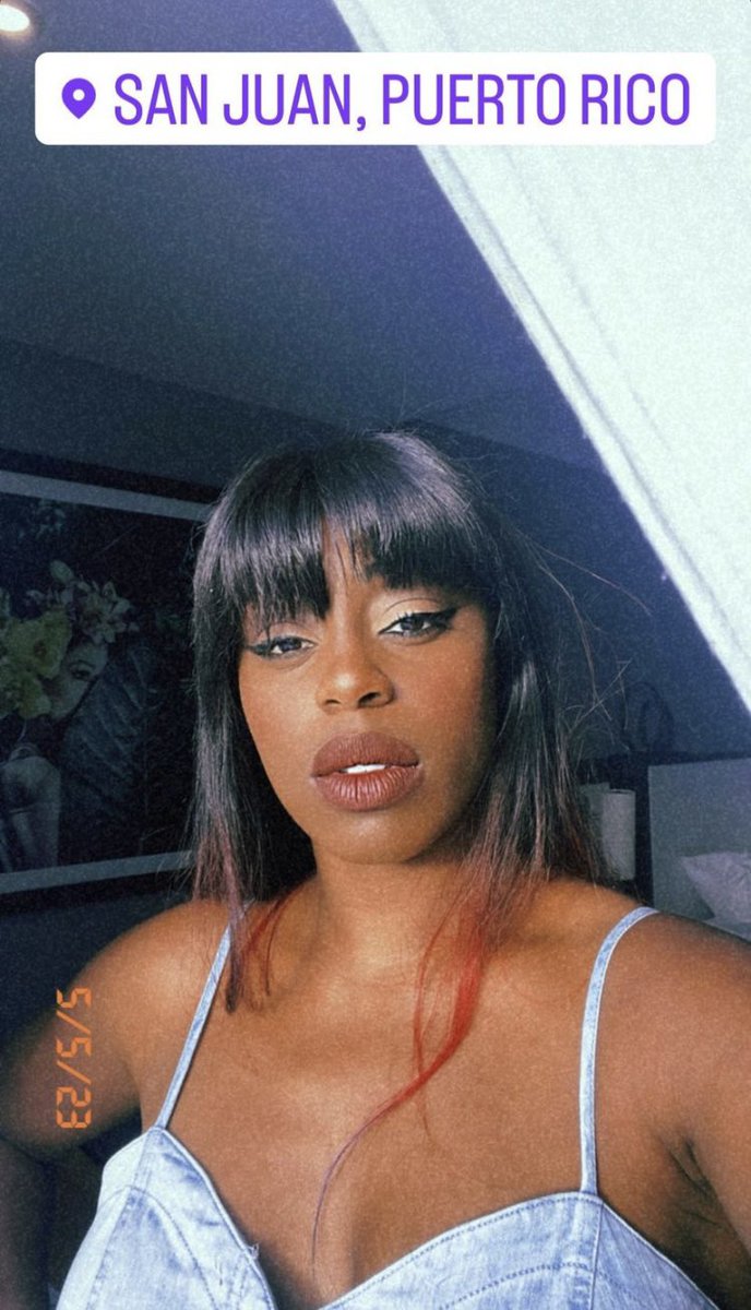 sameeha on Twitter: "RT @TRlNSGLOW: free vacation i love that for her"