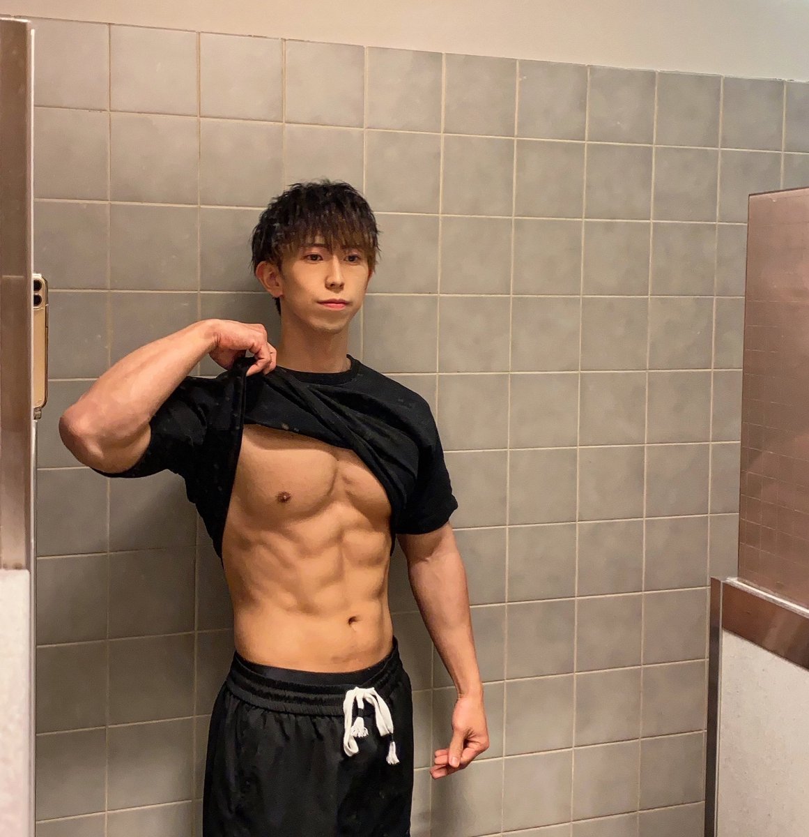 Kotaro on Twitter: "ダイエット始めたて🐷"