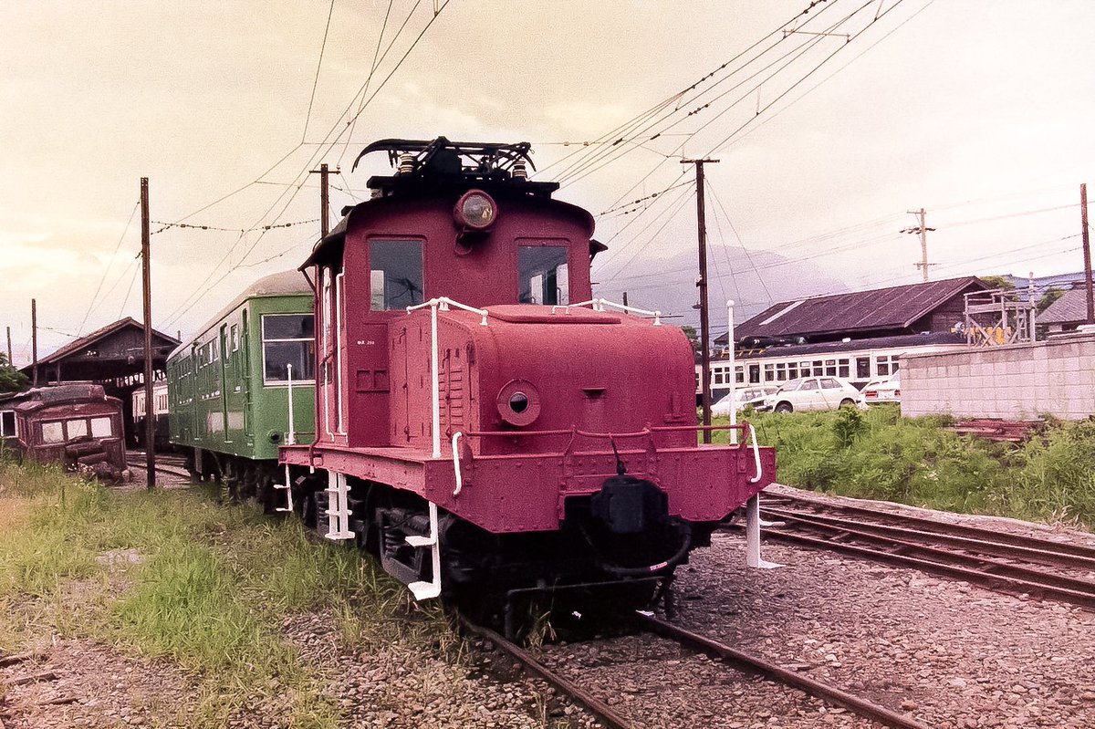 クラちゃん on Twitter: "RT @hapi44: 上田交通。ED25、1937年（昭和12年）日本鉄道自動車工業製。昇圧で廃車現在は静態保存。東急クハ3772が入ったばかりなので ...