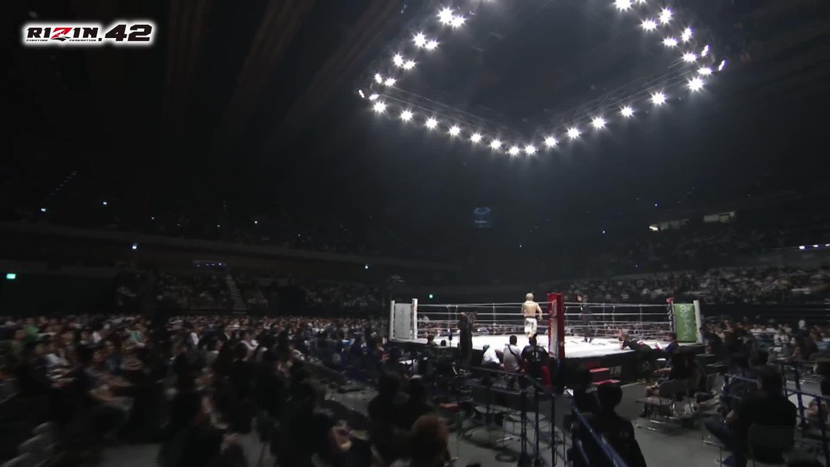 やぐるま on Twitter: "RT @rizin_English: Action through round 1 ft. Ref Cam! [ #RIZIN42 | @FiteTV ...