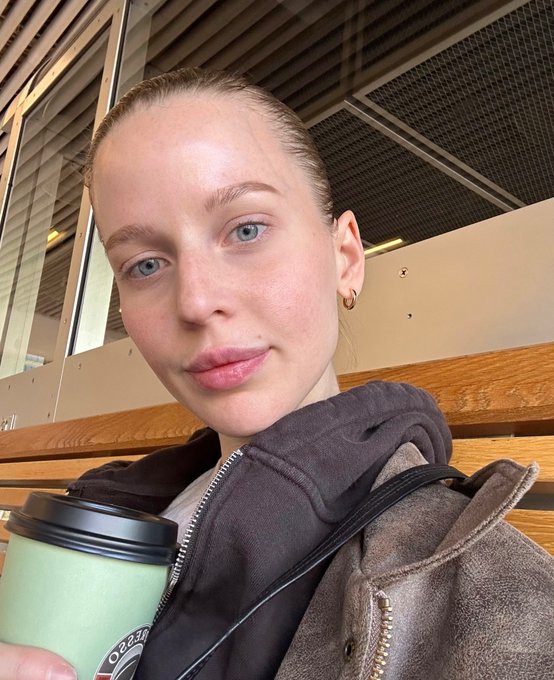 TW Pornstars - Ellaa91. The most liked pictures and videos from Twitter ...