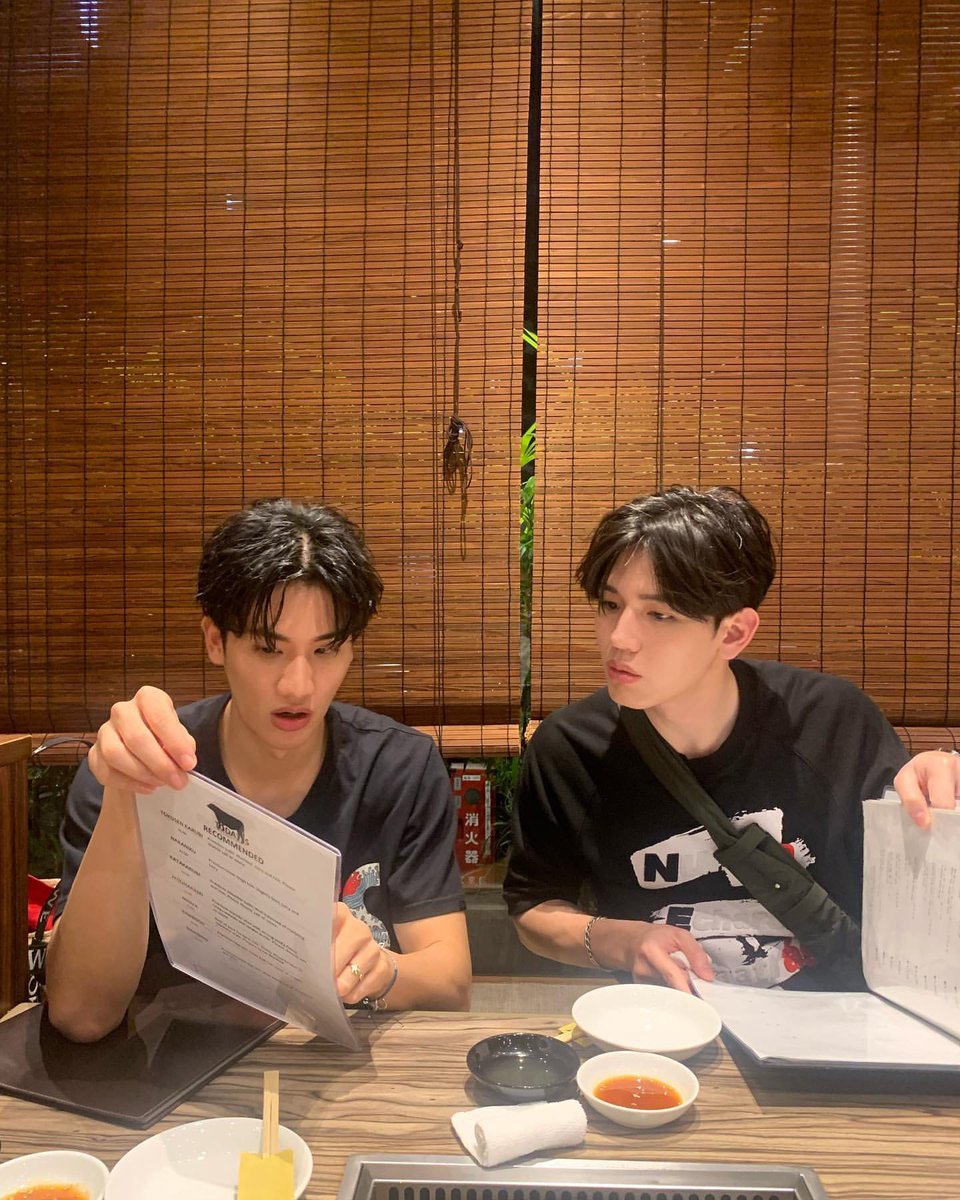𝐓𝐚𝐲𝐍𝐞𝐰 𝐉𝐚𝐩𝐚𝐧𝐅𝐂🇯🇵 on Twitter: "#tawan_v #newwiee cr. jaojack IG"
