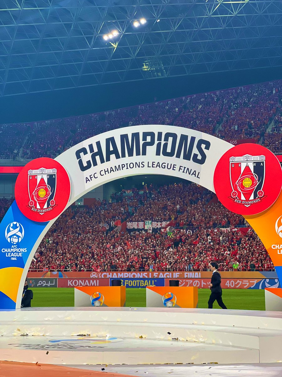 朝井夏海 On Twitter Acl優勝おめでとうございます🏆 初めて埼スタで優勝インタビューが 出来ました〜😭 もうサイコーです Acl優勝🏆 Wearereds
