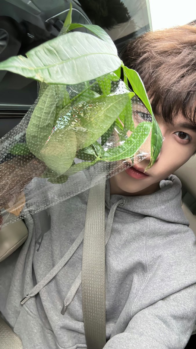 cdrama tweets on Twitter: "Patrick #YinHaoyu shares new snaps"