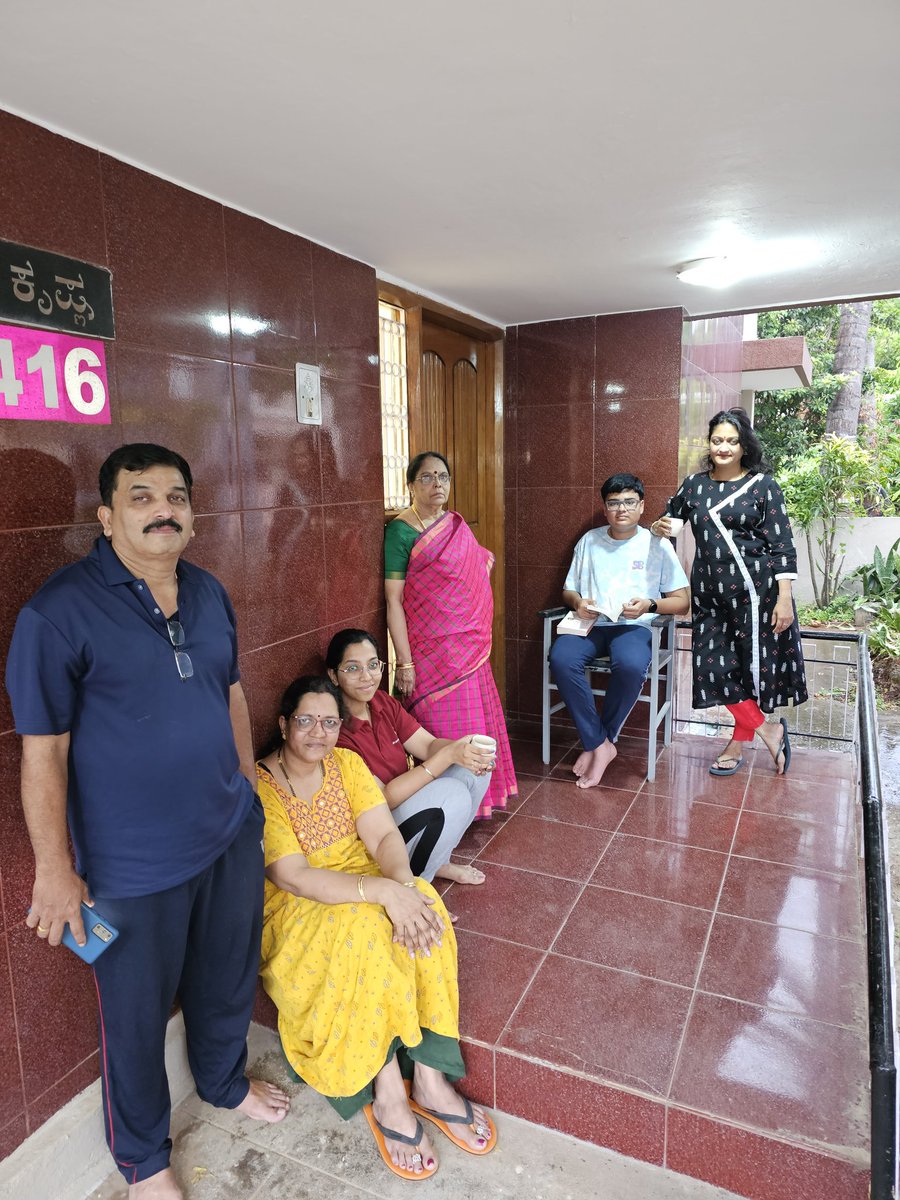 Dr Deepak Krishnamurthy on Twitter: "At "Krishna" our home at #Mysuru. All of us together in ...
