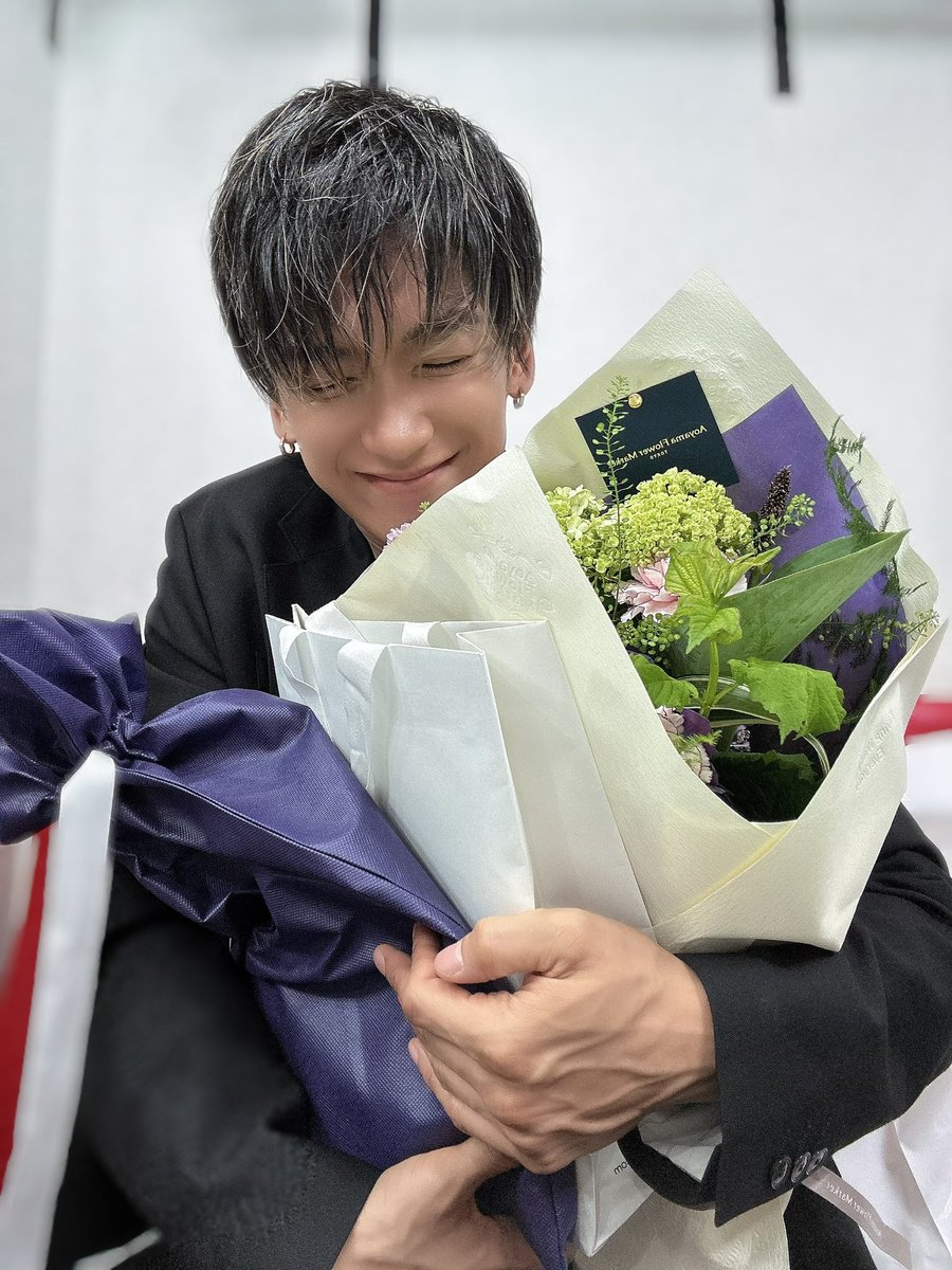 🇵🇭🏝IGU/B2takes!!🏝🇯🇵 on Twitter: "本日はリアルバースデーLive🎤 来てくださった皆様‼︎ 本当にありがとうございました🙏🏾 今年は去年よりも笑顔でいっぱいの年 ...