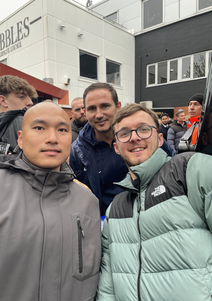 Matt Debono On Twitter Had To Get A Photo Before He Departs matt-debono-on-twitter-had-to-get-a-photo-before-he-departs
