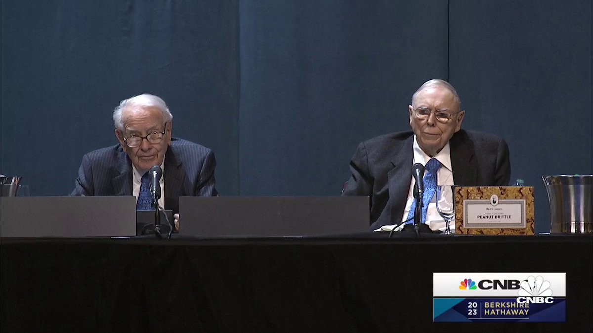 CNBC on Twitter: "Apple is a better business than any other we own, Warren Buffett says. https ...