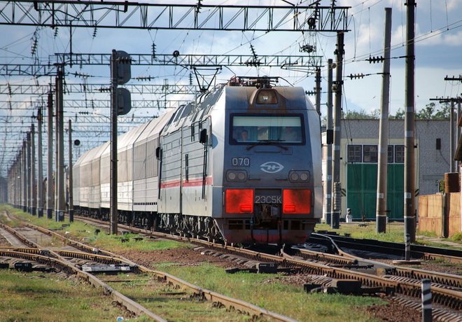 Confusion in the 🇺🇲 US: 🇷🇺 Russian train with uranium arrives in 🇨🇳 ...