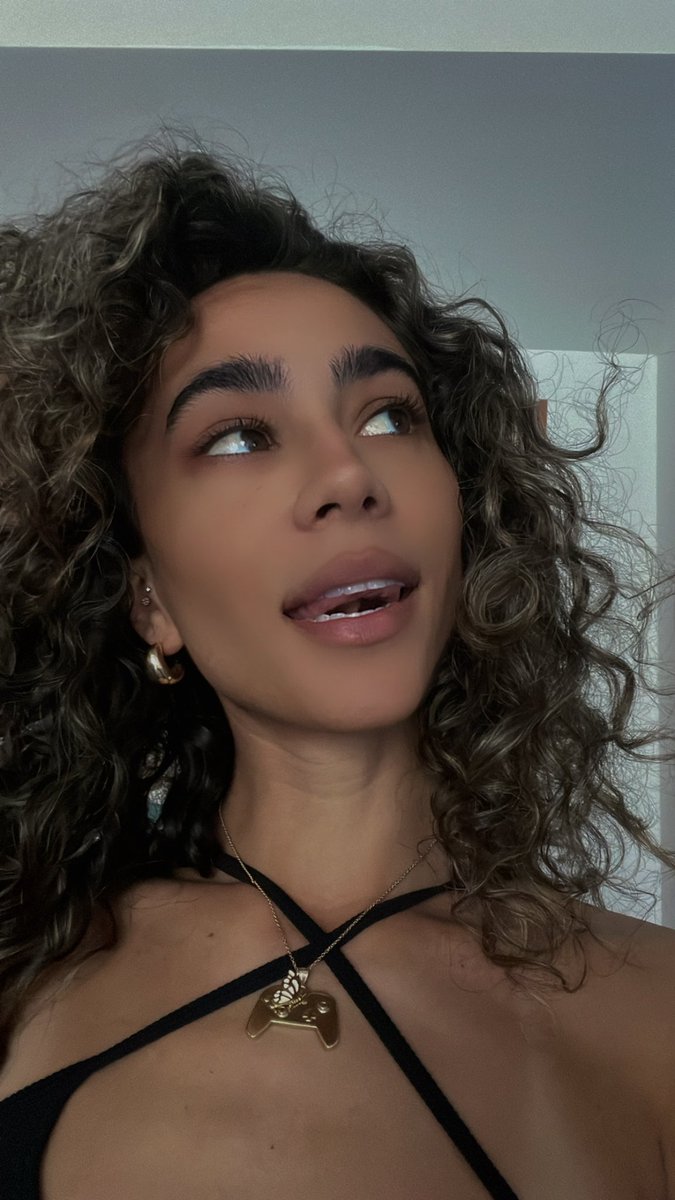 Morg On Twitter surviving Like The Hot Girl I Am Pull Up To The Stream morg-on-twitter-surviving-like-the-hot-girl-i-am-pull-up-to-the-stream
