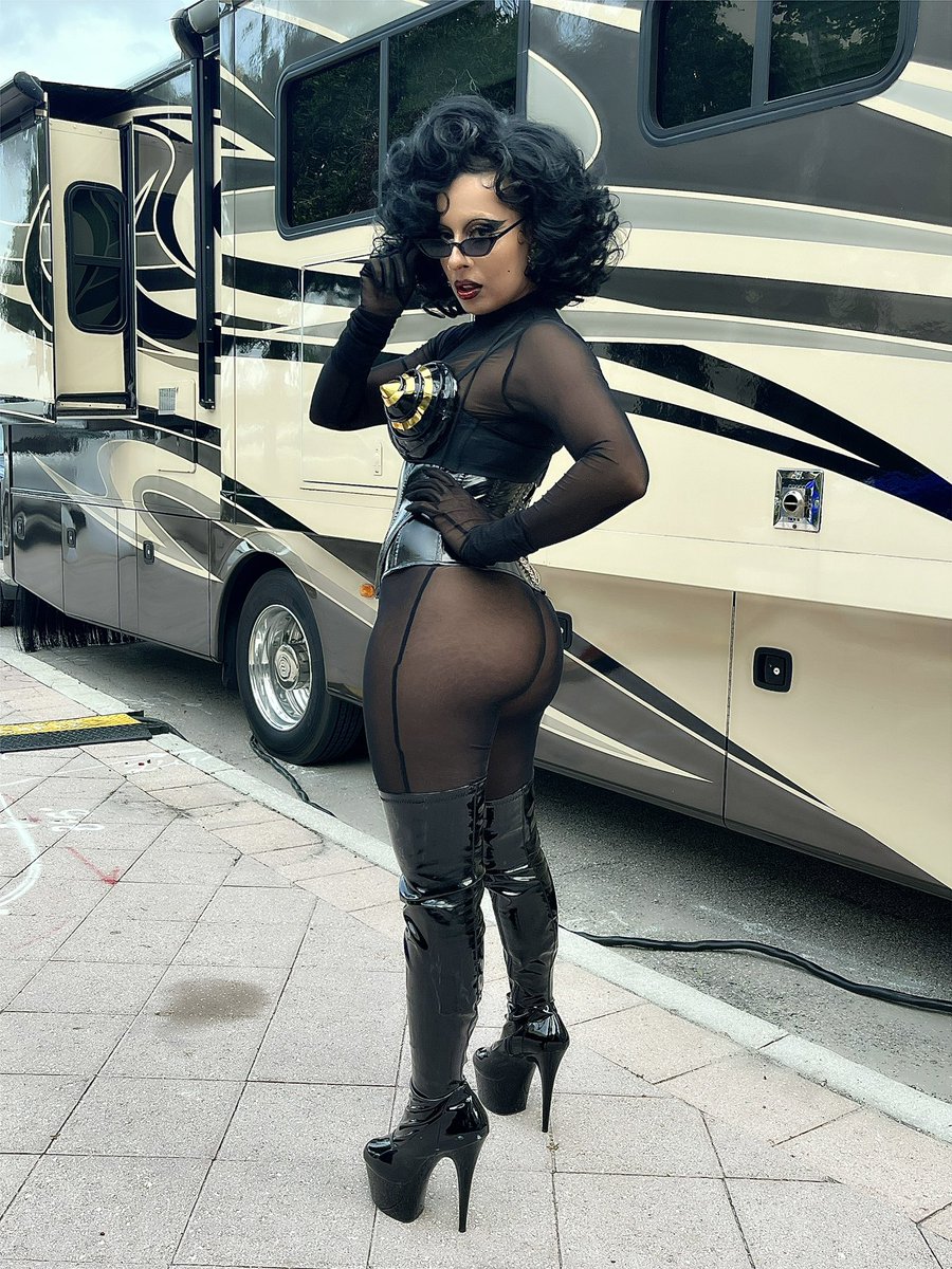 L Λ Y Λ on Twitter: "Aight so boom