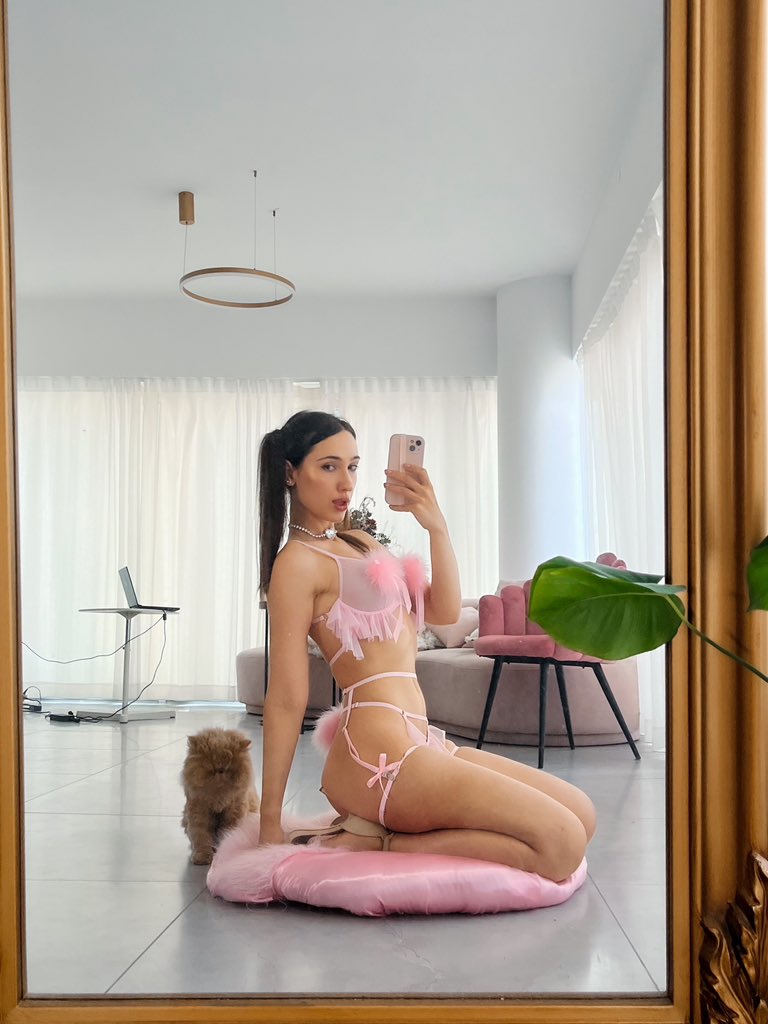 Princess Cin on Twitter: "Good boys be gooding 🩷💋 Easy little $2.6k morning across platforms ...