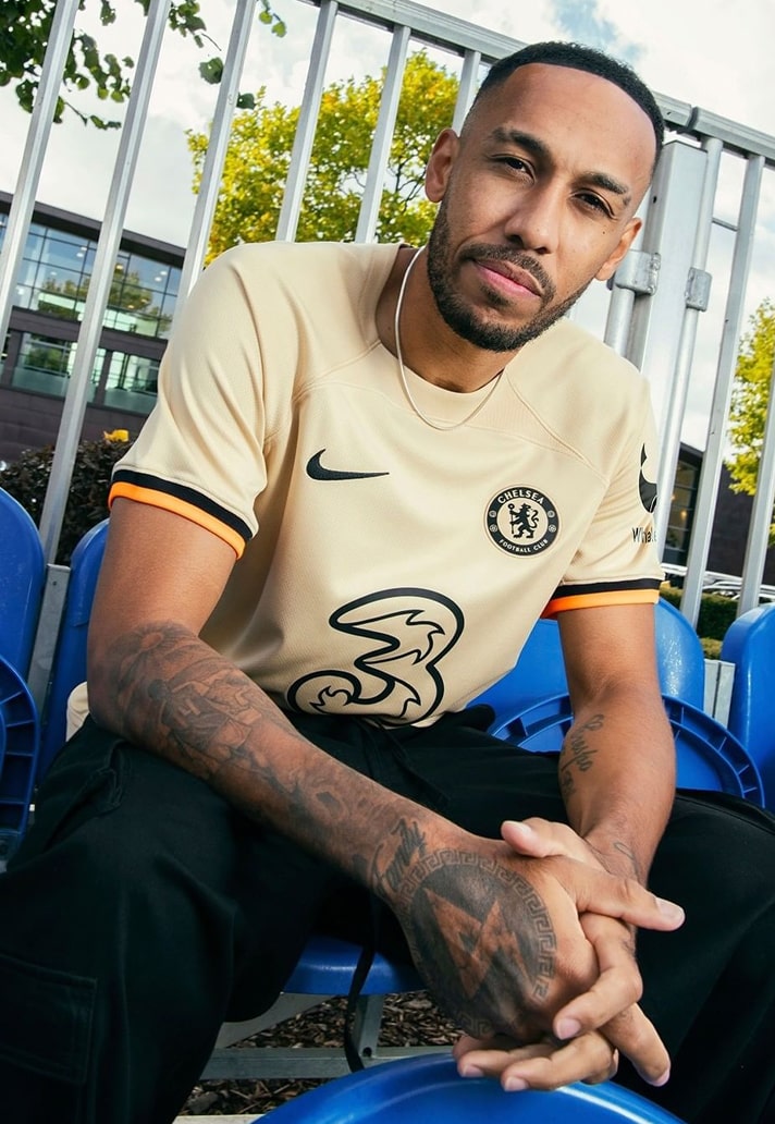 [Thread] 👕Les maillots de foot les plus frais à se procurer pour flex pendant les vacances ⛱️🍹 ...