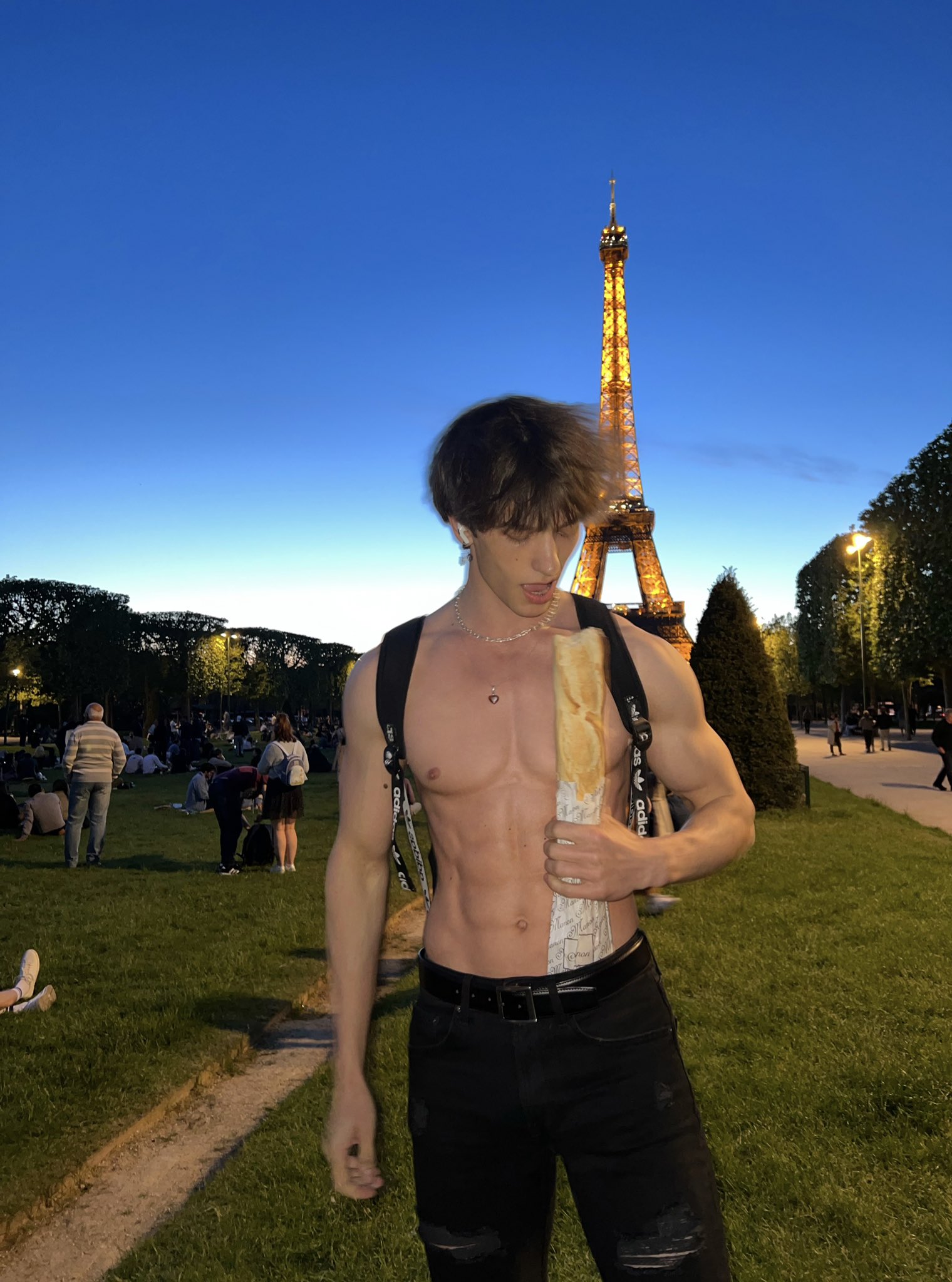 TW Pornstars - 1 pic. Andrii Levchenko. Twitter. long and yummy 🥖. 11:50 AM - 7 May 2023