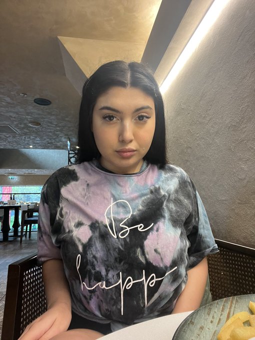 TW Pornstars - Alexandra Doremi. The most retweeted pictures and videos ...