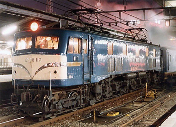 おざよう on Twitter: "#EF58の日 毎年やってるから、同じ画像かも💦 #EF58 と言えばSG蒸気噴出画像 ①98号機＋スロ81系(名ナコ) ②113号機荷物列車 ③車番不明 ...