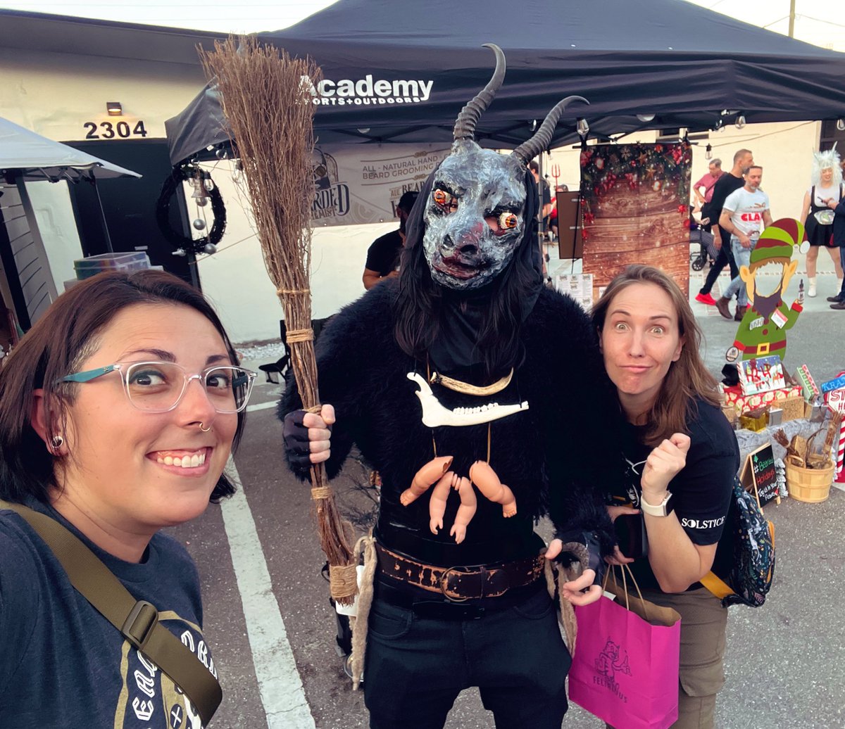 Hydra Floof 🔜 FWA on Twitter: "I these quote retweets filled with gorgeous furry women I adore ...