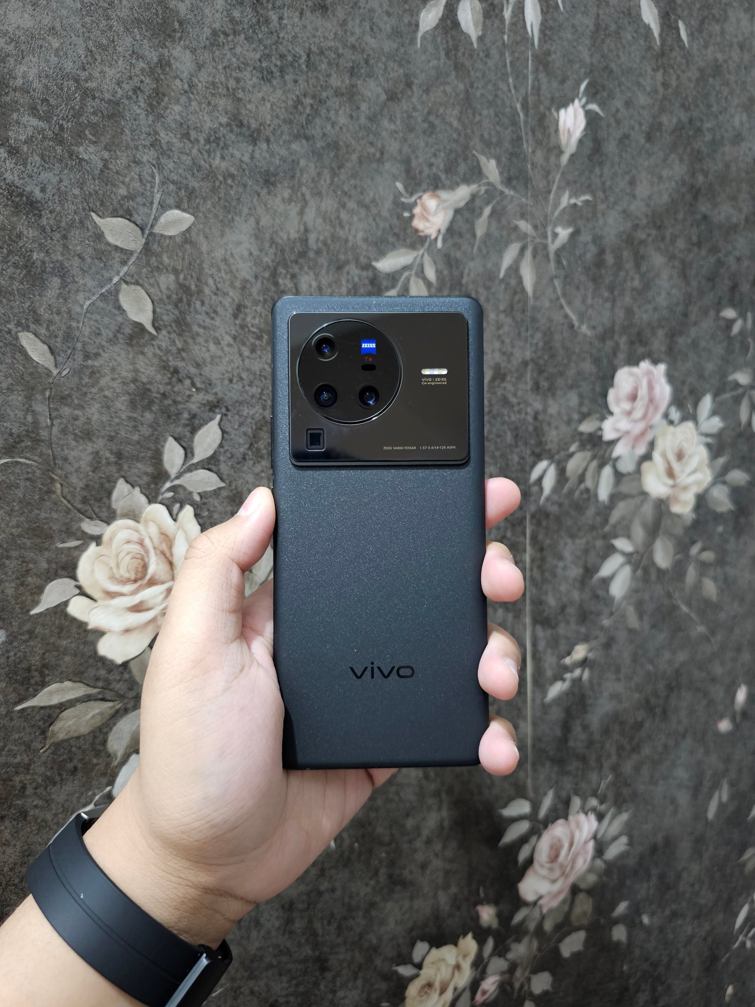 Alvin on Twitter: "It has been an awesome 9 months with my vivo X80 Pro. The camera experience ...