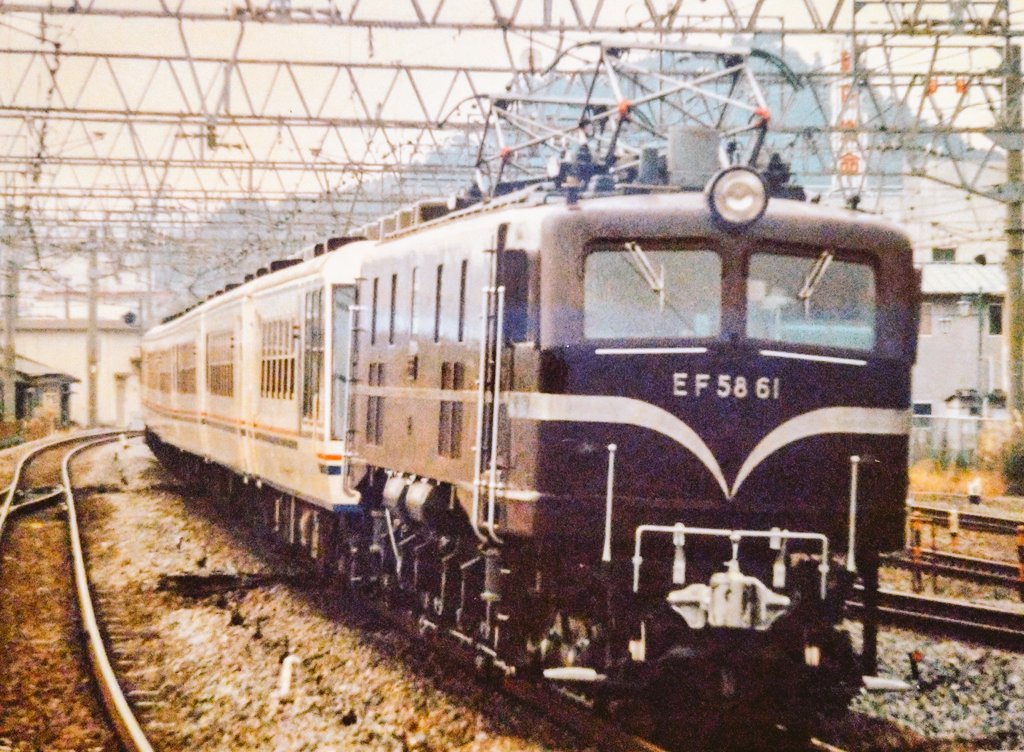 Moon🌙 on Twitter: "2023.5.8 EF58の日 またいつか復帰する事を祈願して #EF58の日 #EF5861"