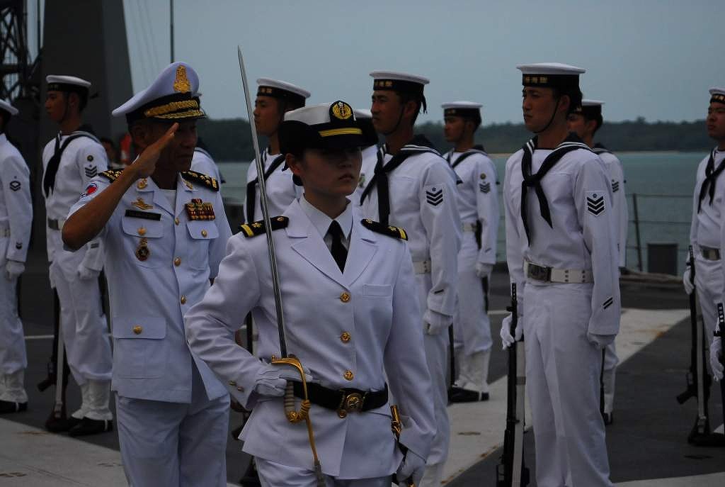 銀時＠提督 on Twitter: "RT @JMSDF_SDF: 4月24日～26日、IMED23部隊は、外交関係樹立70周年を迎えたカンボジア王国のシアヌークビルに寄港しました。寄港中、同 ...