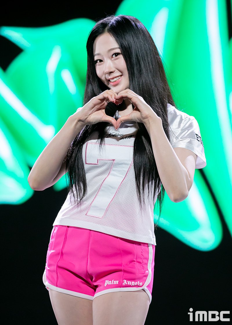 AESPA THAILAND ♡ on Twitter: "RT @imbc_news: 에스파 지젤, 큐티 돌핀 #에스파 #aespa #지젤 #GISELLE [iMBC 직찍 ...