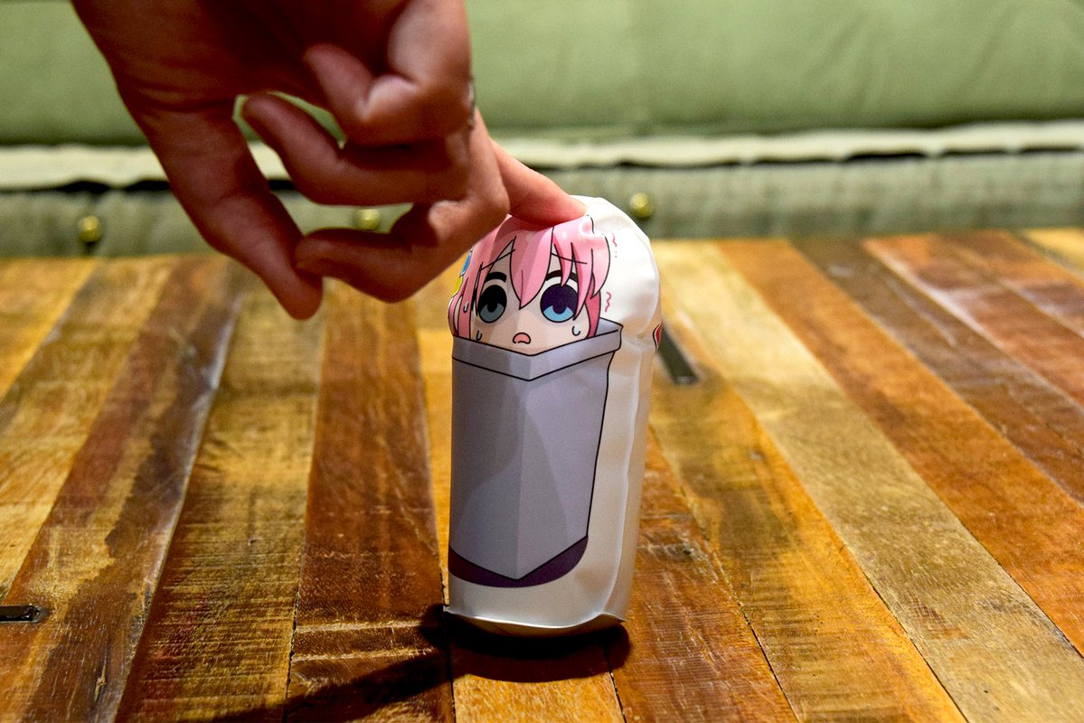まんがタイムきらら編集部 On Twitter Rt Btranime 🄶🄾🄾🄳🅂 / 「ぼっち・ざ・ろっく!です。」 事後通販受付中🎸 ゴミ箱に入ったひとりが 起き上がり